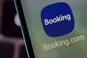 Contact Booking Romania. Telefon. Email. Relatii clienti